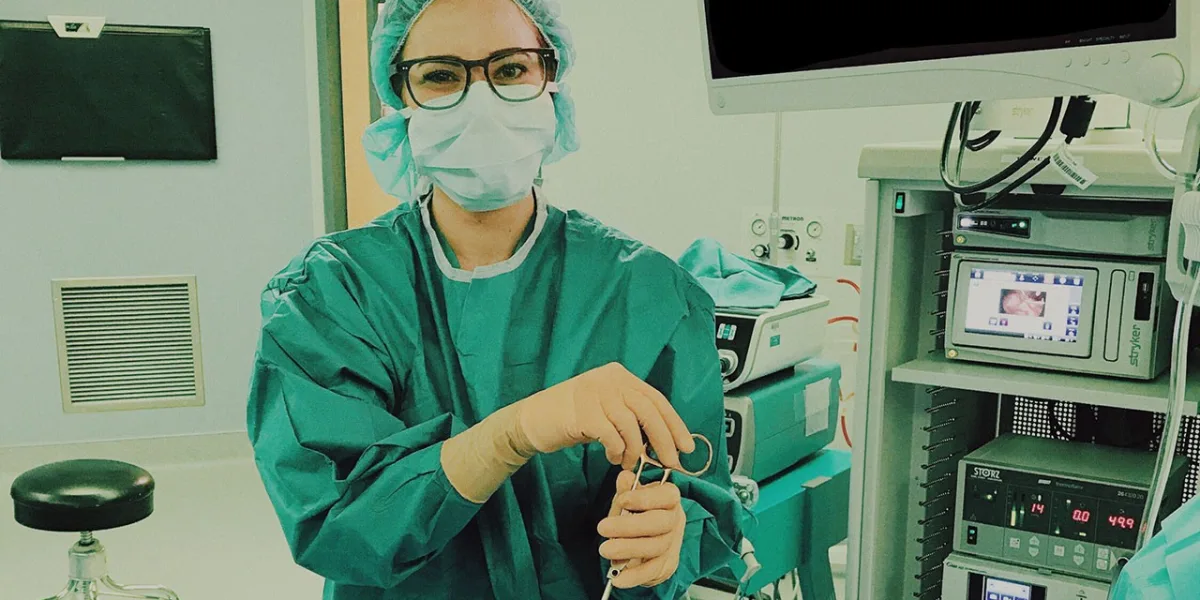 How This Insta-Famous Med Student Stays Sane